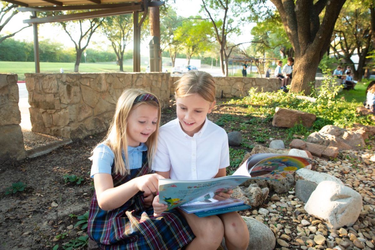 FWCD Summer Reading | News | Fort Worth Country Day